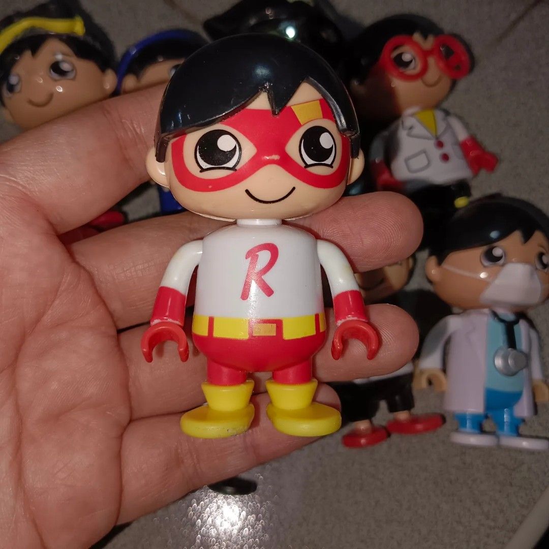 Ryan's World Figurine Ryan's Toy Review, Hobbies & Toys, Toys & Games ...