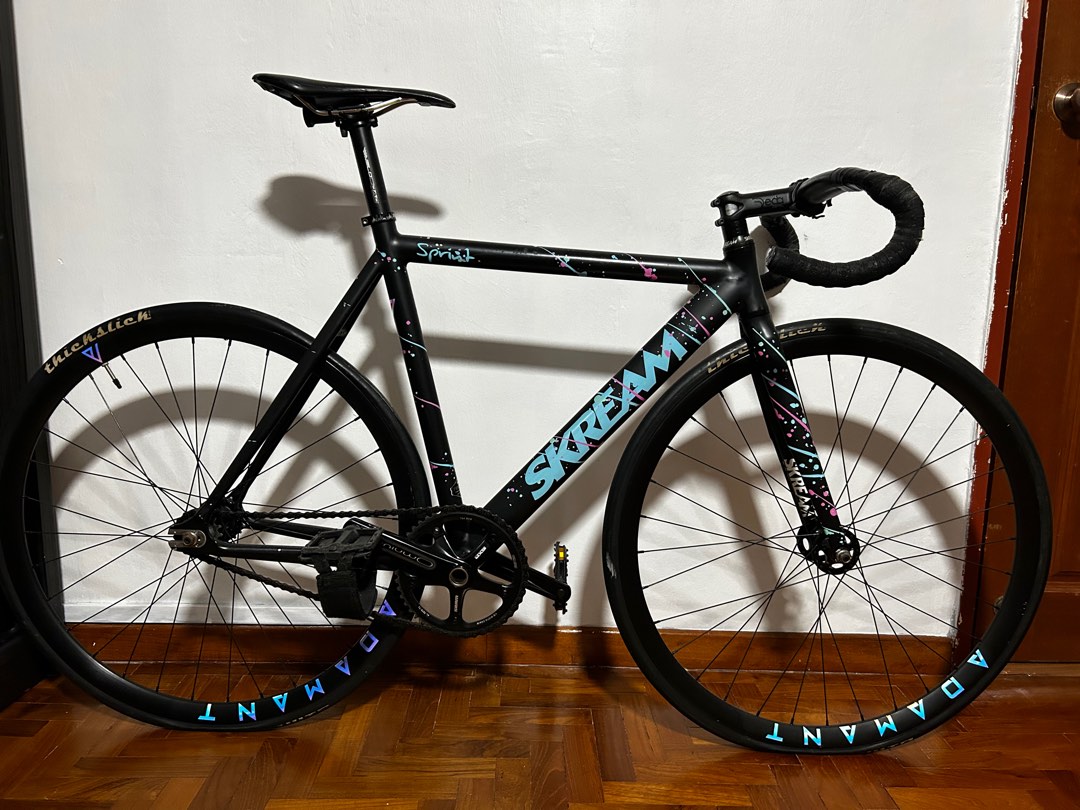 Skream V2, Sports Equipment, Bicycles & Parts, Bicycles on Carousell
