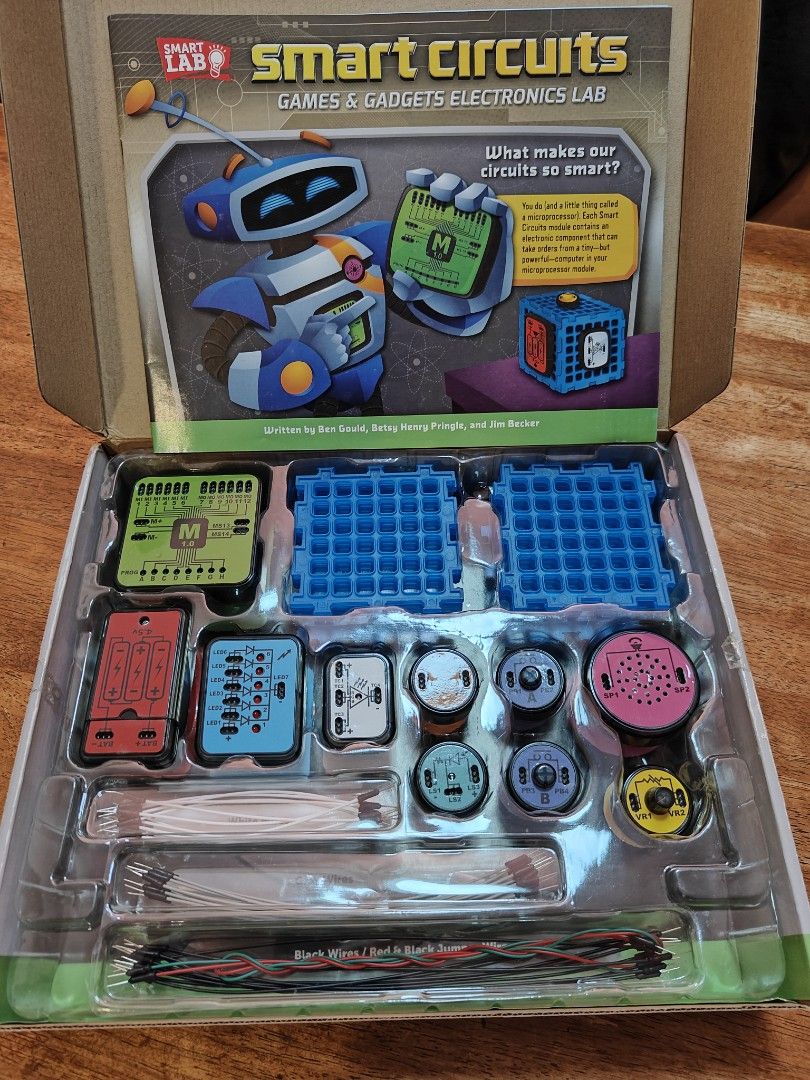 Smart Lab Smart Circuits Games Gadgets Electronics Lab, Hobbies & Toys ...