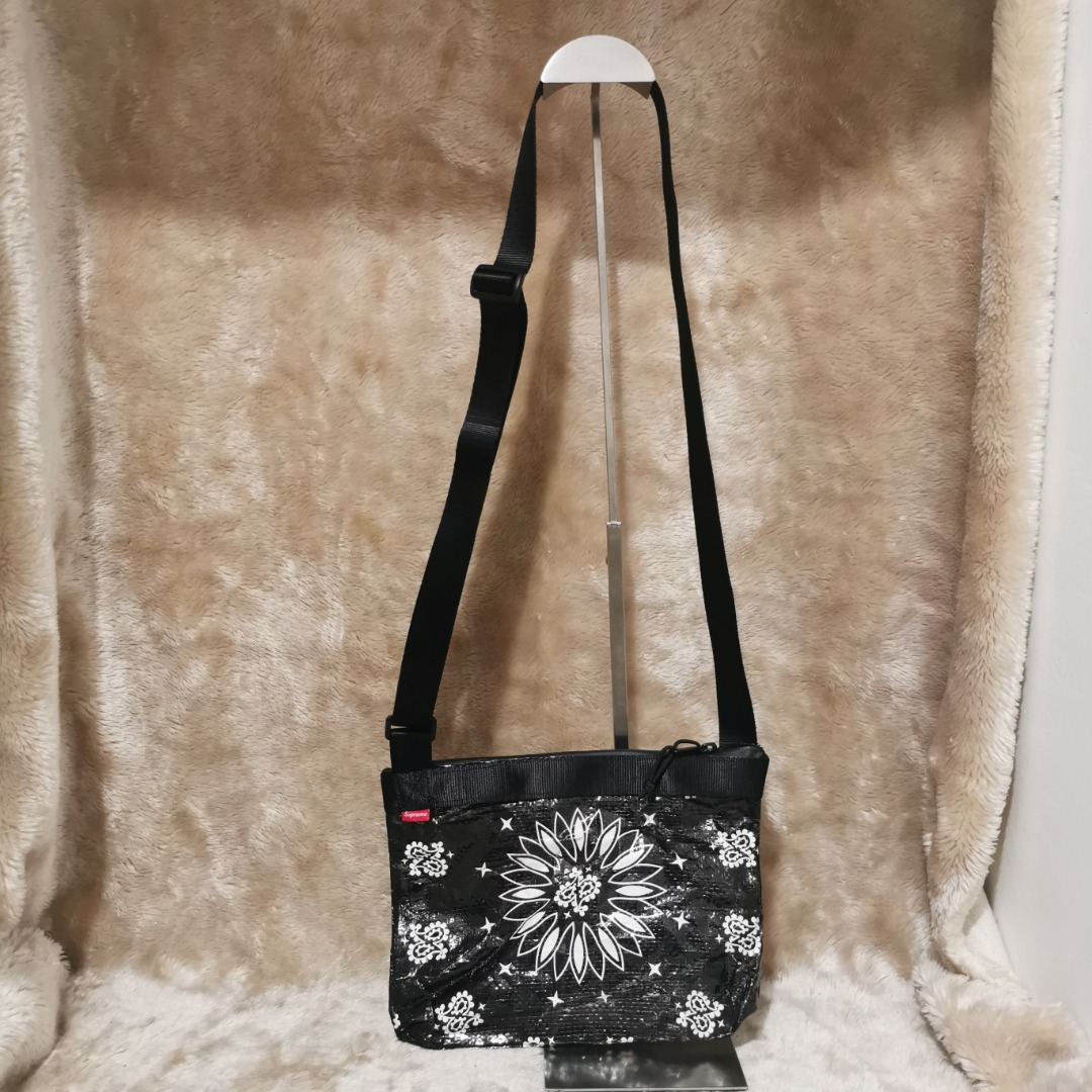 Supreme SS:21 Bandana Tarp Sling Bag, Men's Fashion, Bags, Sling Bags ...