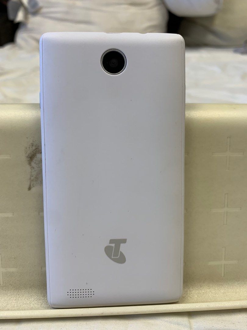 Testra Old Model Celphone, Not Openline Complete Accessories w box ...