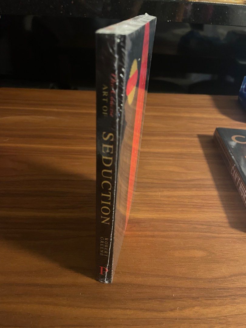 The Art of Seduction book by Robert Greene, 興趣及遊戲, 書本 & 文具, 小說 & 故事書 - Carousell