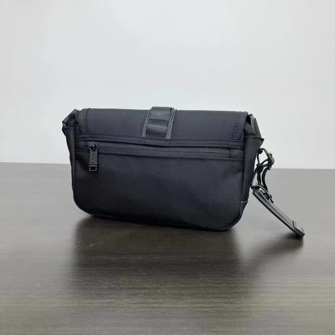 Tumi Alpha Bravo Compass Flap Crossbody-Black, Men's Fashion, Bags ...