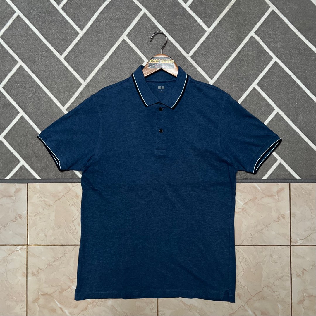 Uniqlo Polo Shirt, Fesyen Pria, Pakaian , Atasan di Carousell