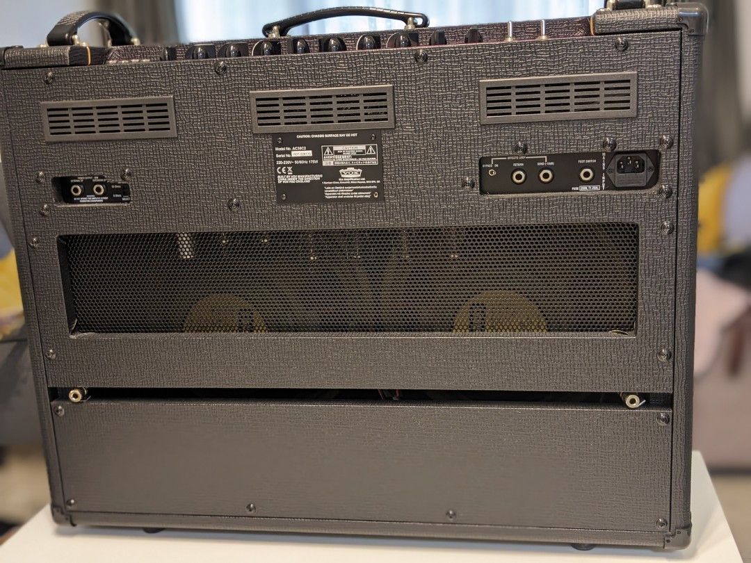 Vox AC30 - The Real Universal Audio Ruby! Vox AC30C2, Hobbies & Toys ...