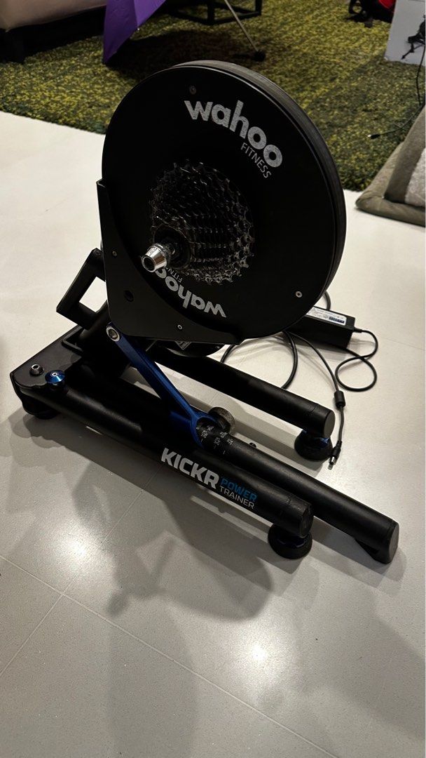 Wahoo kickr smart trainer v1, Sports Equipment, Exercise & Fitness ...