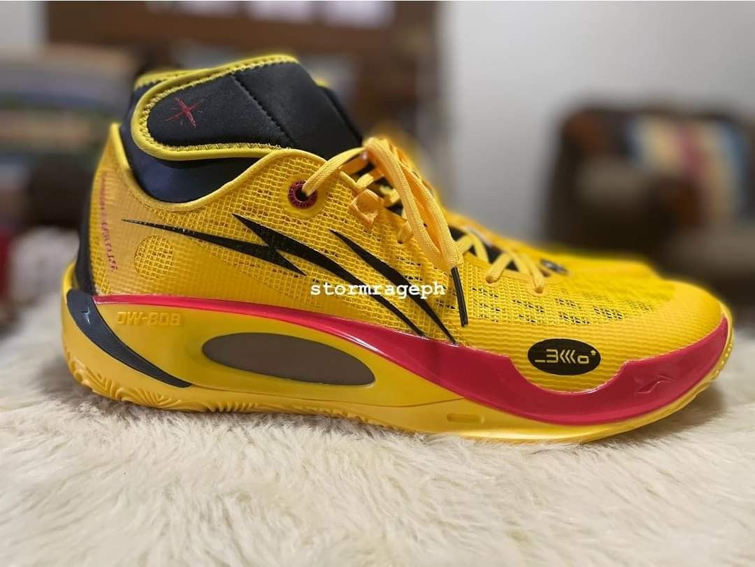 Way of Wade 808 2 Ultra V2 "BRUCE LEE", Men's Fashion, Footwear ...