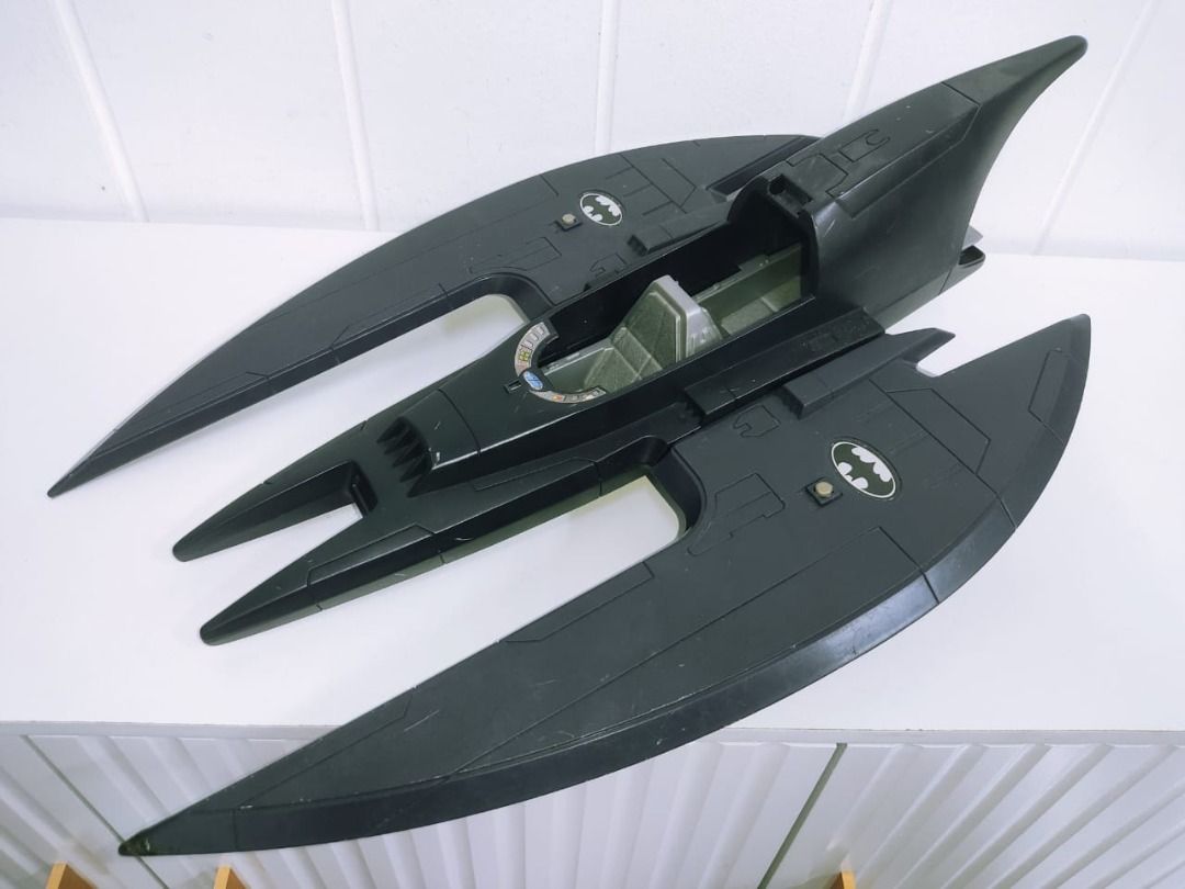 1993 BATPLANE BATMAN ANIMATED SERIES KENNER, Hobbies & Toys, Toys ...