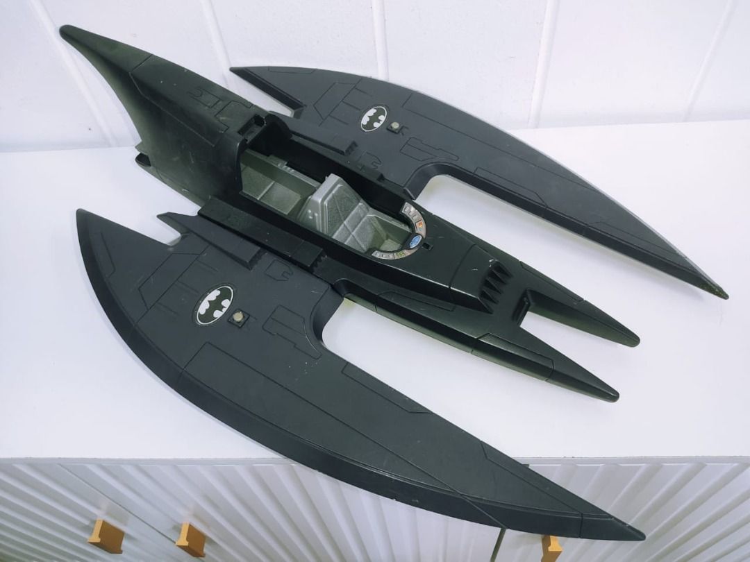 1993 BATPLANE BATMAN ANIMATED SERIES KENNER, Hobbies & Toys, Toys ...