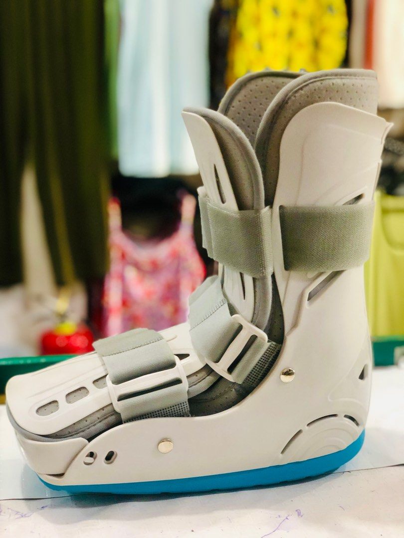 Aircast Medical Boots, Health & Nutrition, Medical Supplies & Tools on ...