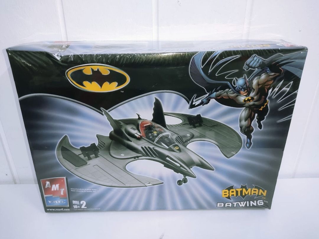 AMT ERTL 1989 BATMAN - BATWING MODEL KIT, Hobbies & Toys, Collectibles ...