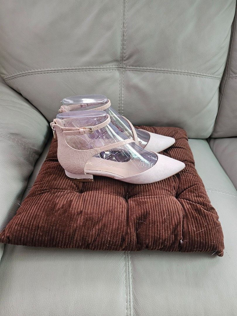 Authentic light Pink Aldo Acemma, Women's Fashion, Footwear, Flats ...