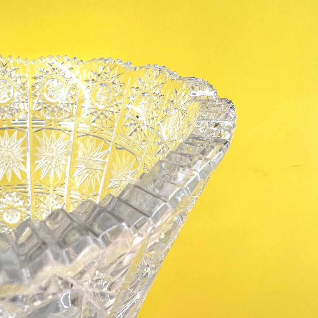 JE-BOHEMIA CRYSTAL VASE 40CM, Furniture & Home Living, Home Decor ...