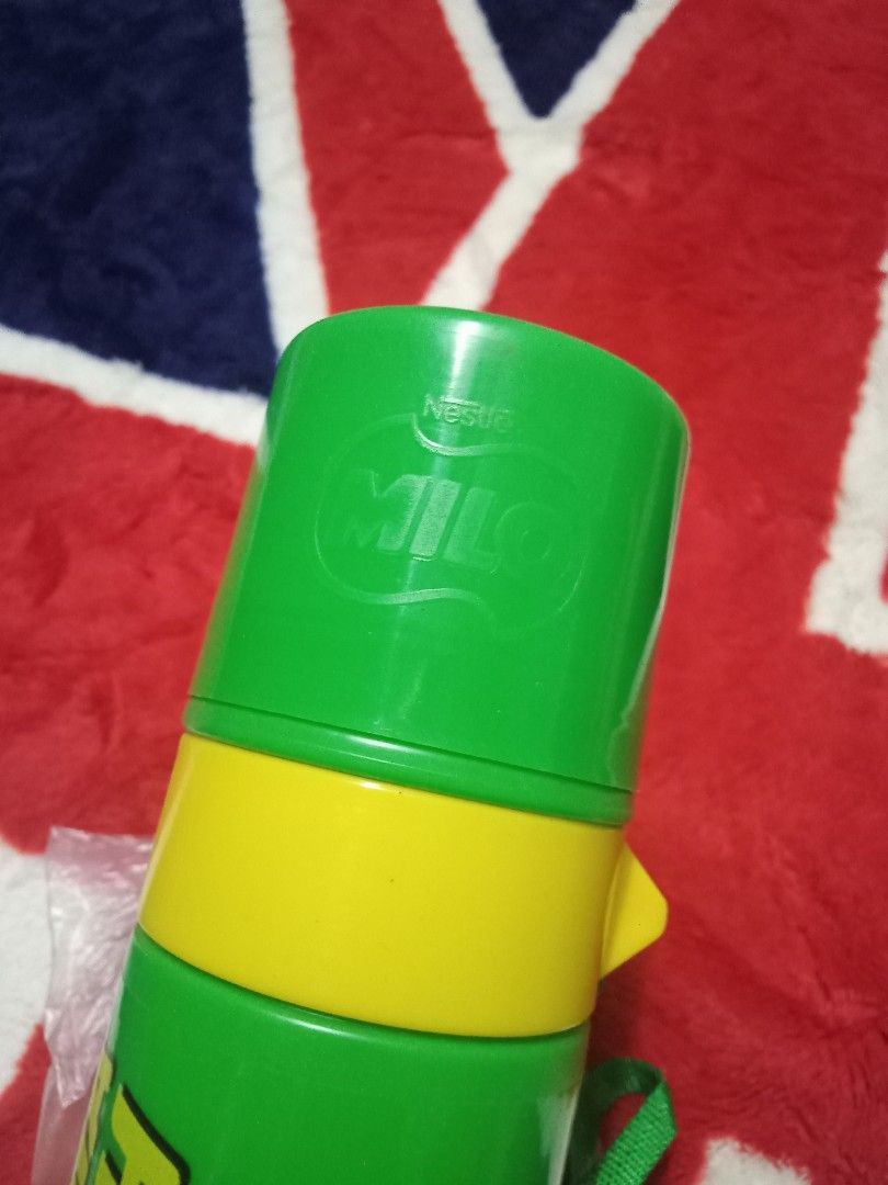 Botol air milo Vintage, Hobbies & Toys, Collectibles & Memorabilia ...
