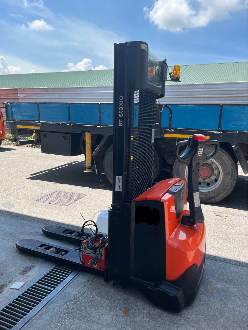 BT Electric Stacker (1.4 Ton), Cars, Other Vehicles on Carousell