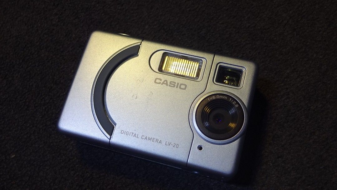 Casio LV-20 digital camera, Photography, Cameras on Carousell