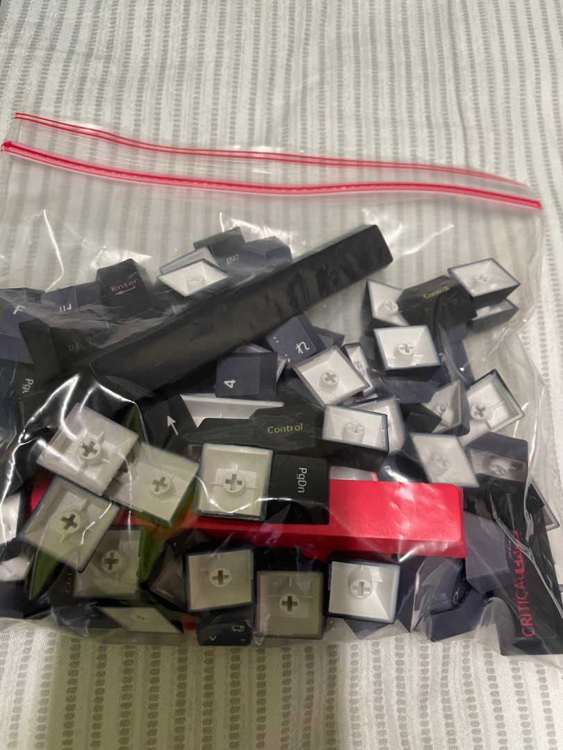 Cheap GMK Dracula clone keycaps, Computers & Tech, Parts & Accessories ...