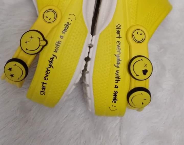 CROCS CLASSIC SMILEY CLOGS, Women's Fashion, Footwear, Slippers and ...