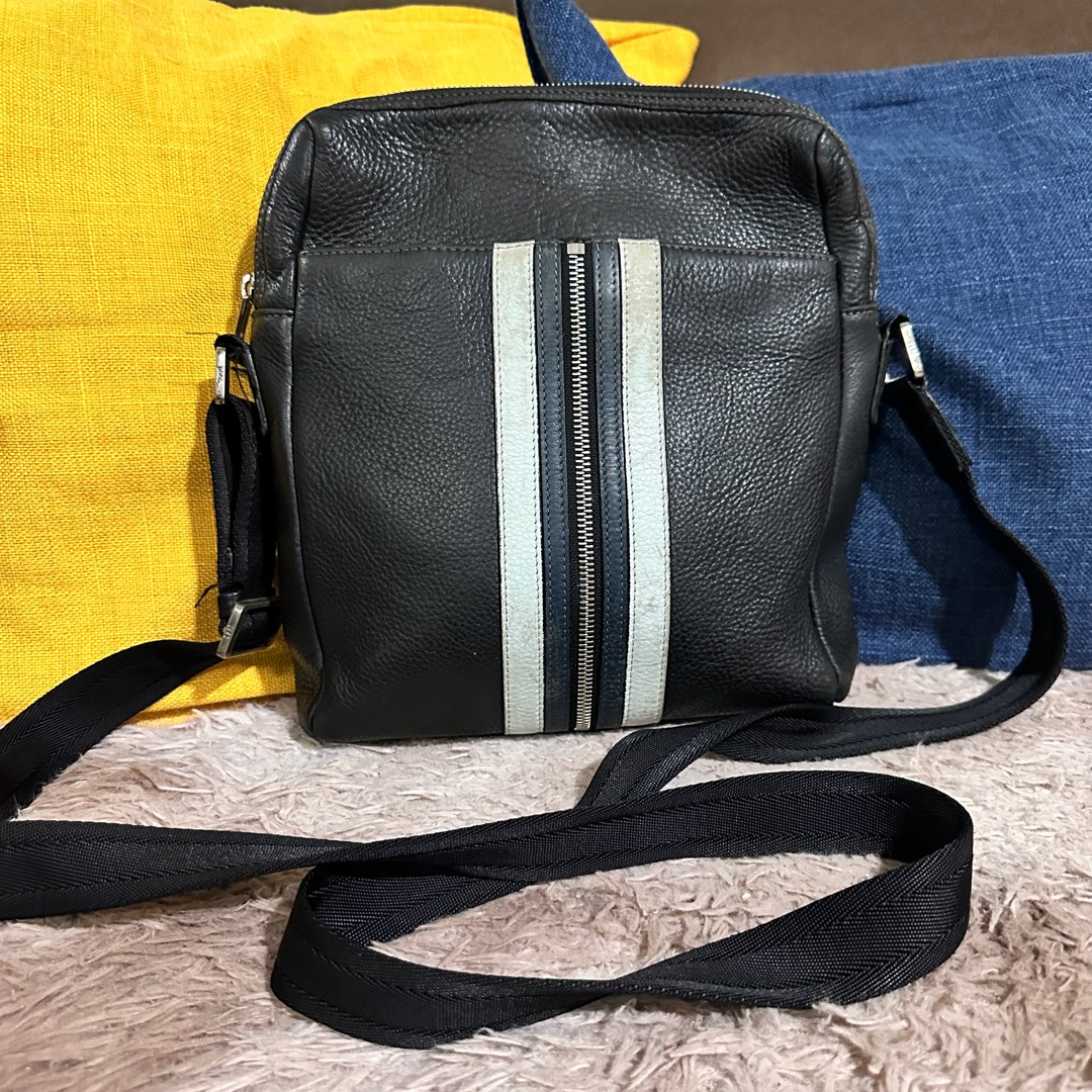 DAKS SLING BAG, Men's Fashion, Bags, Sling Bags on Carousell