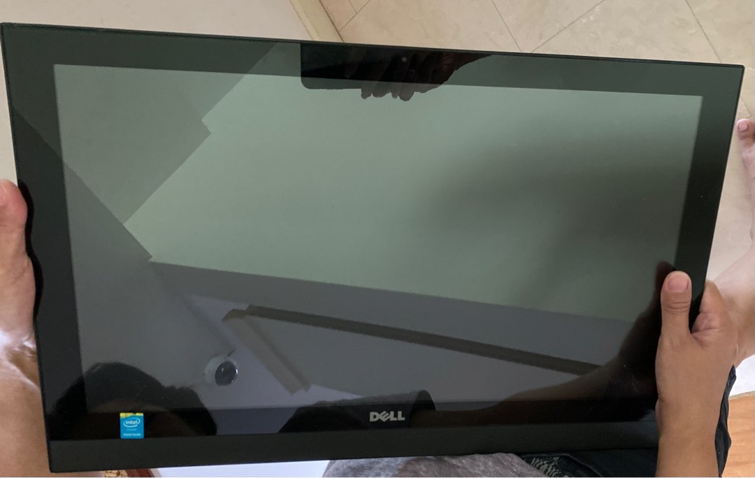 Dell Inspiron 20 model 3043, Computers & Tech, Desktops on Carousell