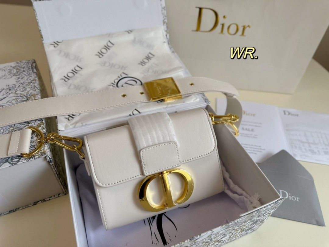 Dior Dior Montaigne mini Box Bag, Women's Fashion, Bags & Wallets ...