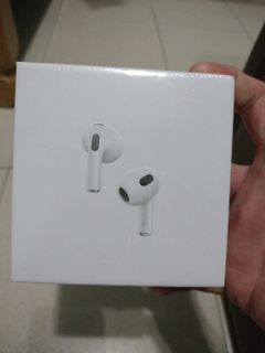 Earpod, Audio, Earphones on Carousell