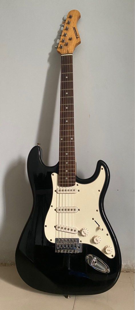 Electric Guitar Fernando Strat on Carousell