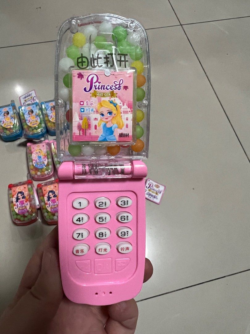 Handphone, Hobbies & Toys, Toys & Games on Carousell