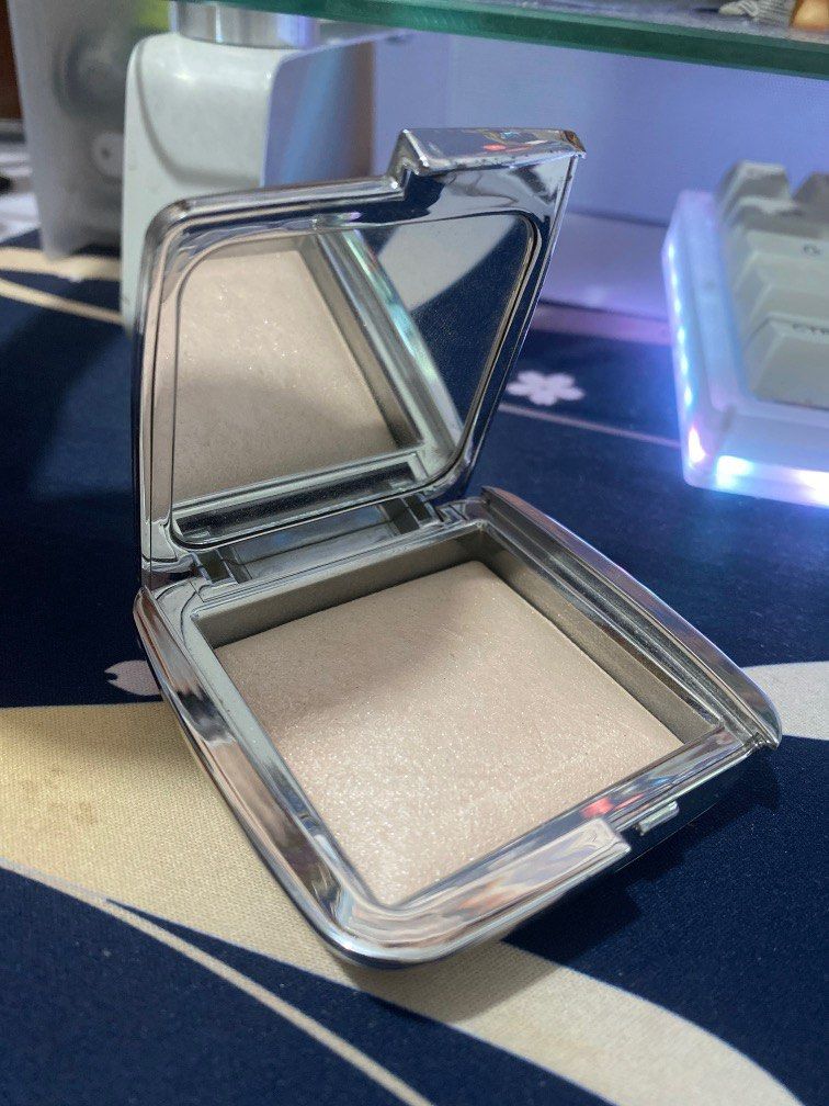 Hourglass Ambient Strobe Highlighter, Beauty & Personal Care, Face ...