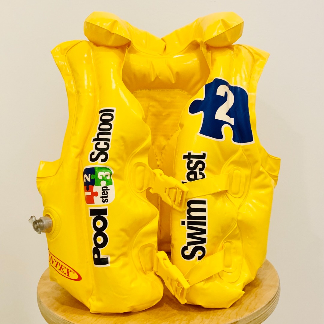 Intex Deluxe Swim Vest Pool School STEP 2, Hobbies & Toys, Toys & Games ...
