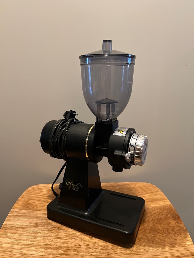 kalita nice cut mill coffee grinder, 家庭電器, 廚房電器, 咖啡機及咖啡壺 - Carousell