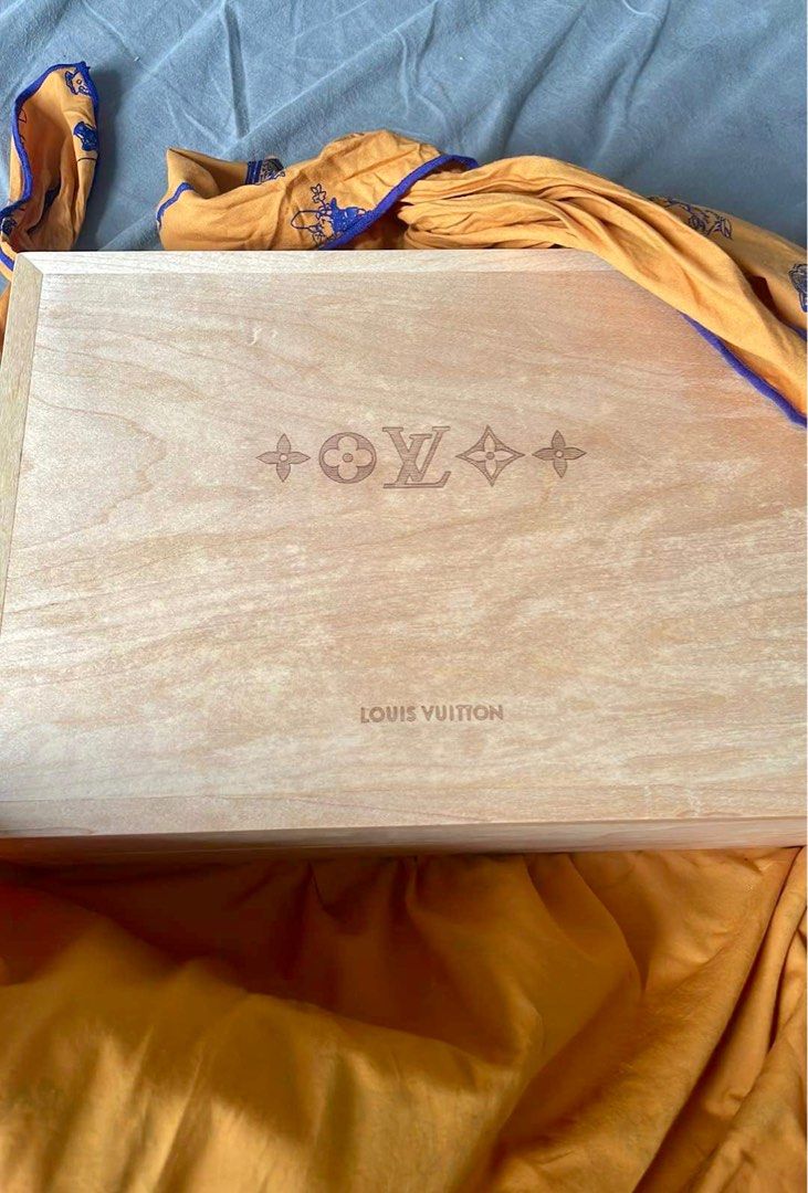 Lv Calligraphy Set 2022, Luxury, Accessories on Carousell