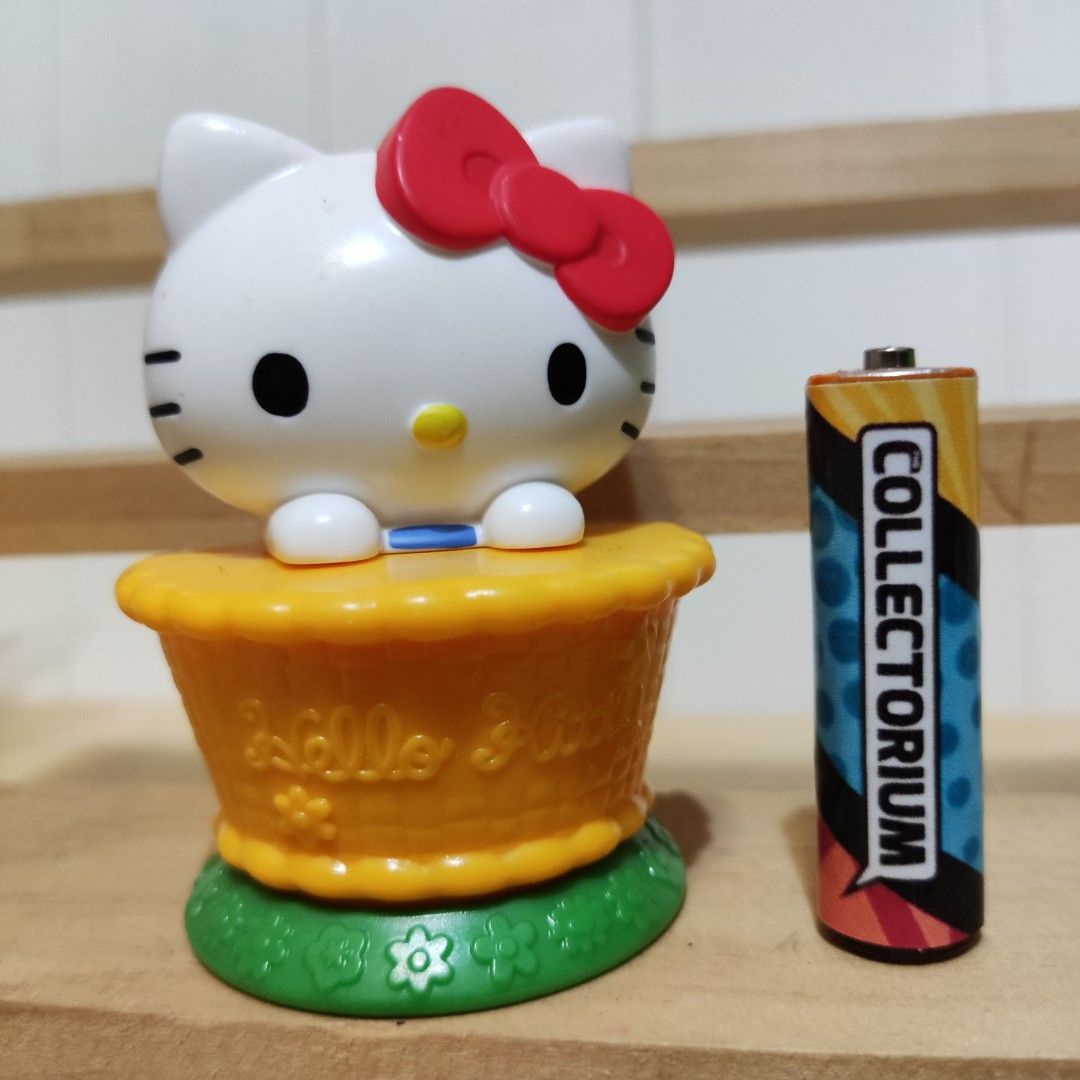 McDonald's Happy Meal Hello Kitty Stamp Sanrio, Hobbies & Toys, Toys ...