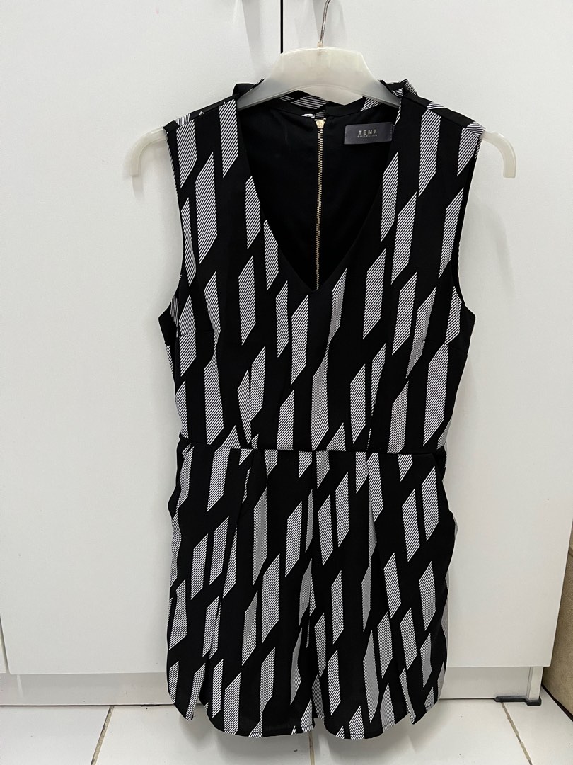 Monochrome Jumpsuit Hitam - TEMT, Fesyen Wanita, Pakaian Wanita ...