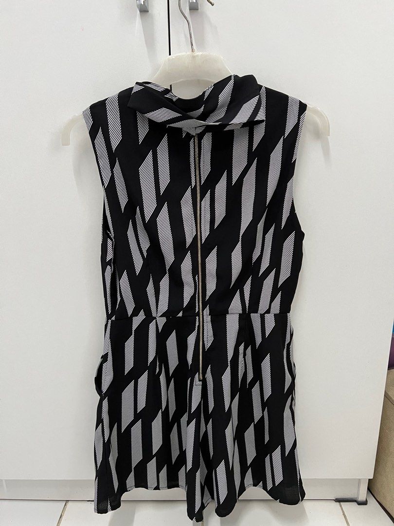 Monochrome Jumpsuit Hitam - TEMT, Fesyen Wanita, Pakaian Wanita ...