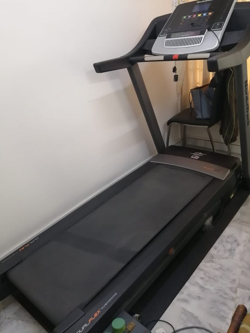 Nordic Track Threadmill, Sports Equipment, Exercise & Fitness, Cardio ...