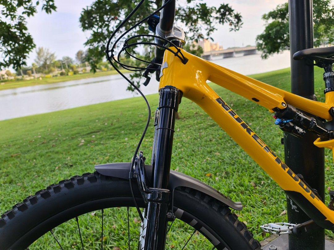 2023 NUKEPROOF REACTOR 275 (M) CARBON, Sports Equipment, Bicycles ...
