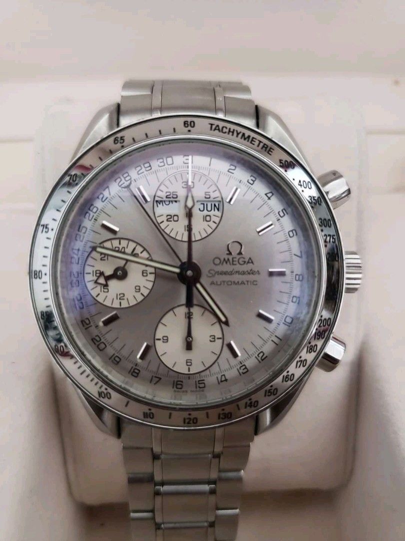 OMEGA SPEEDMASTER TRIPLE DATE AUTOMATIC, Luxury, Watches on Carousell