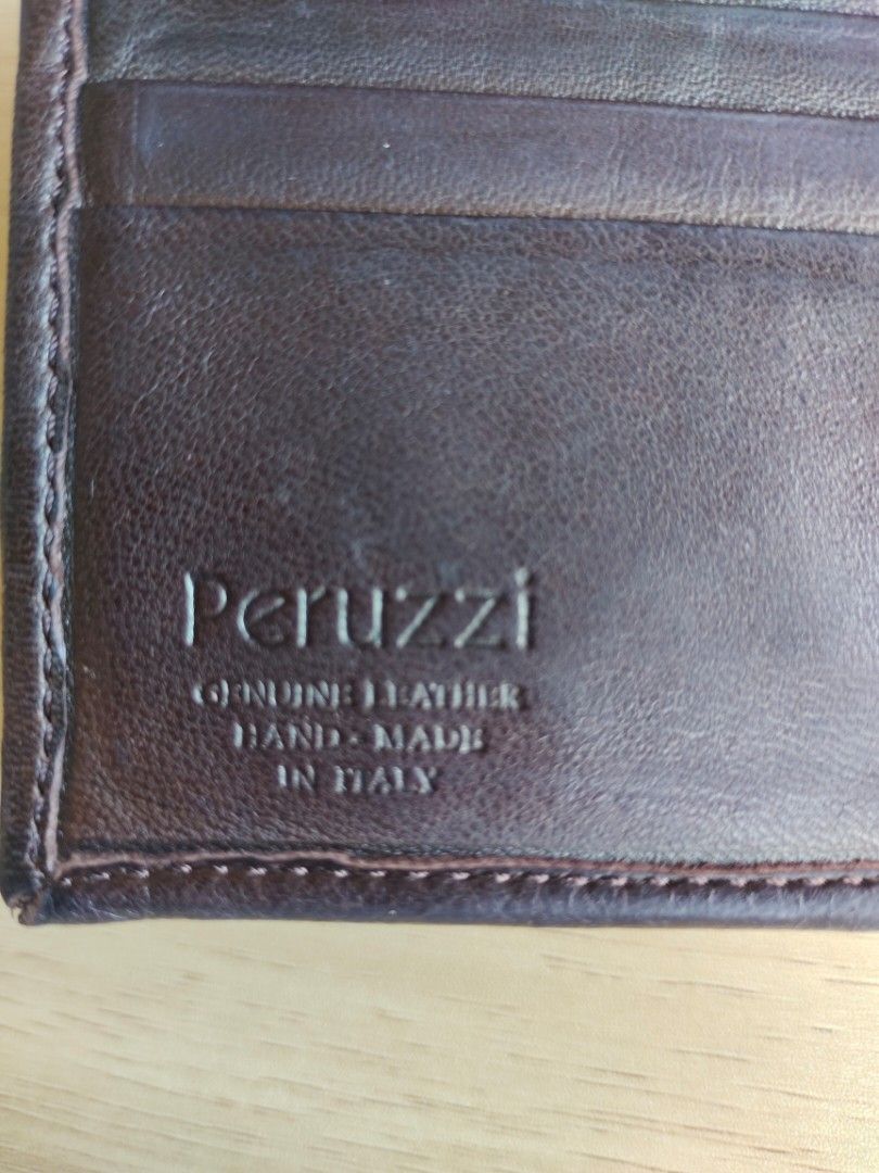 PERUZZI GENUINE LEATHER, Men's Fashion, Watches & Accessories, Wallets ...