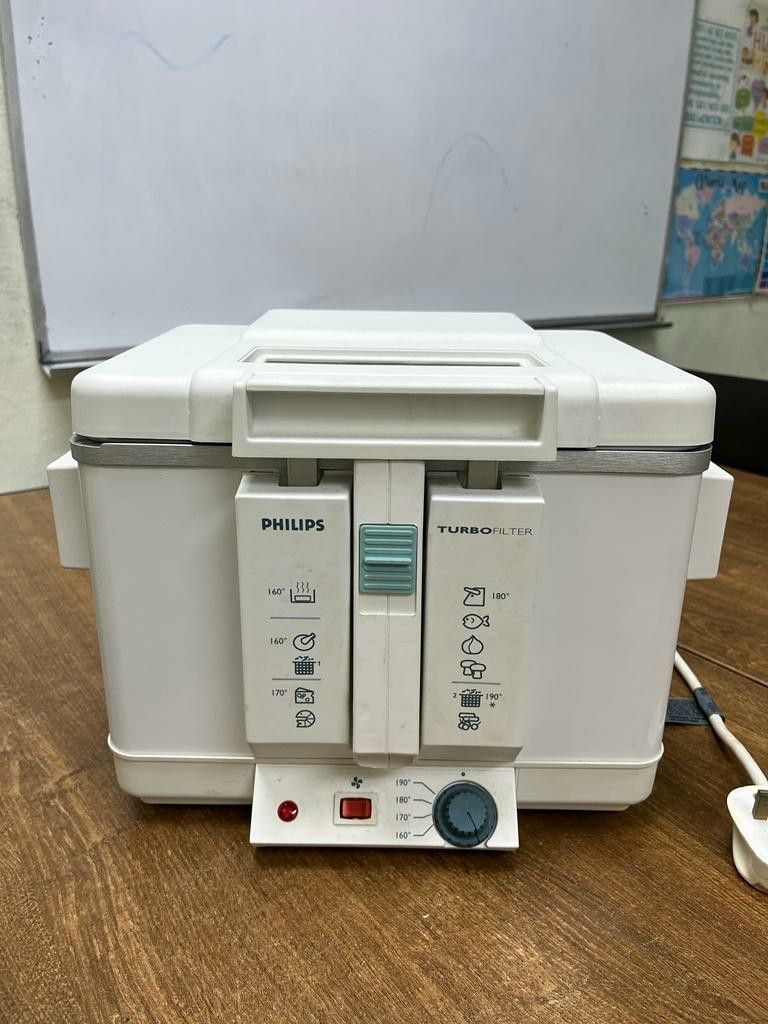 Philips turbo deep Fryer, TV & Home Appliances, Kitchen Appliances ...