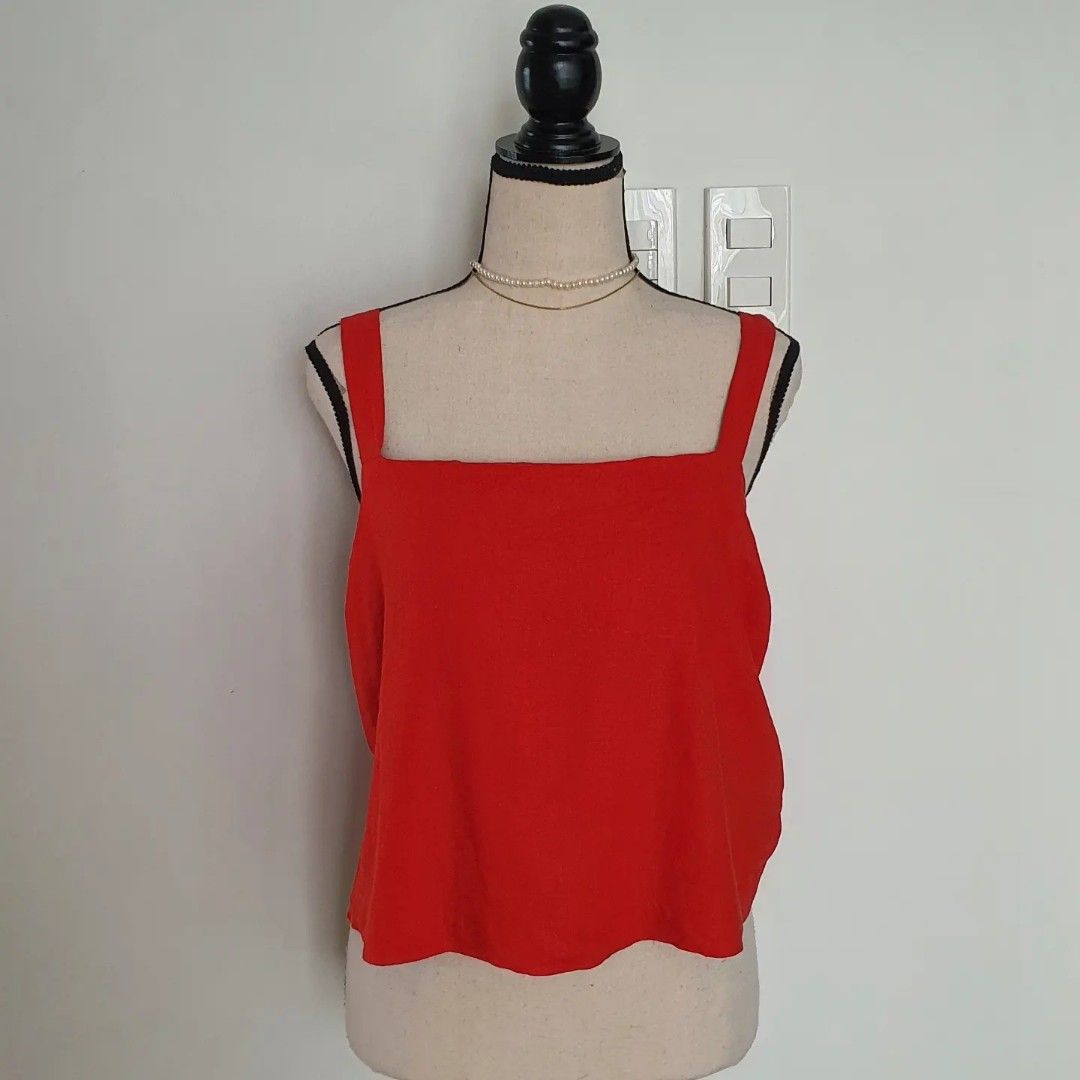 Red Square Tank Top Glassons, Women's Fashion, Tops, Others Tops on ...