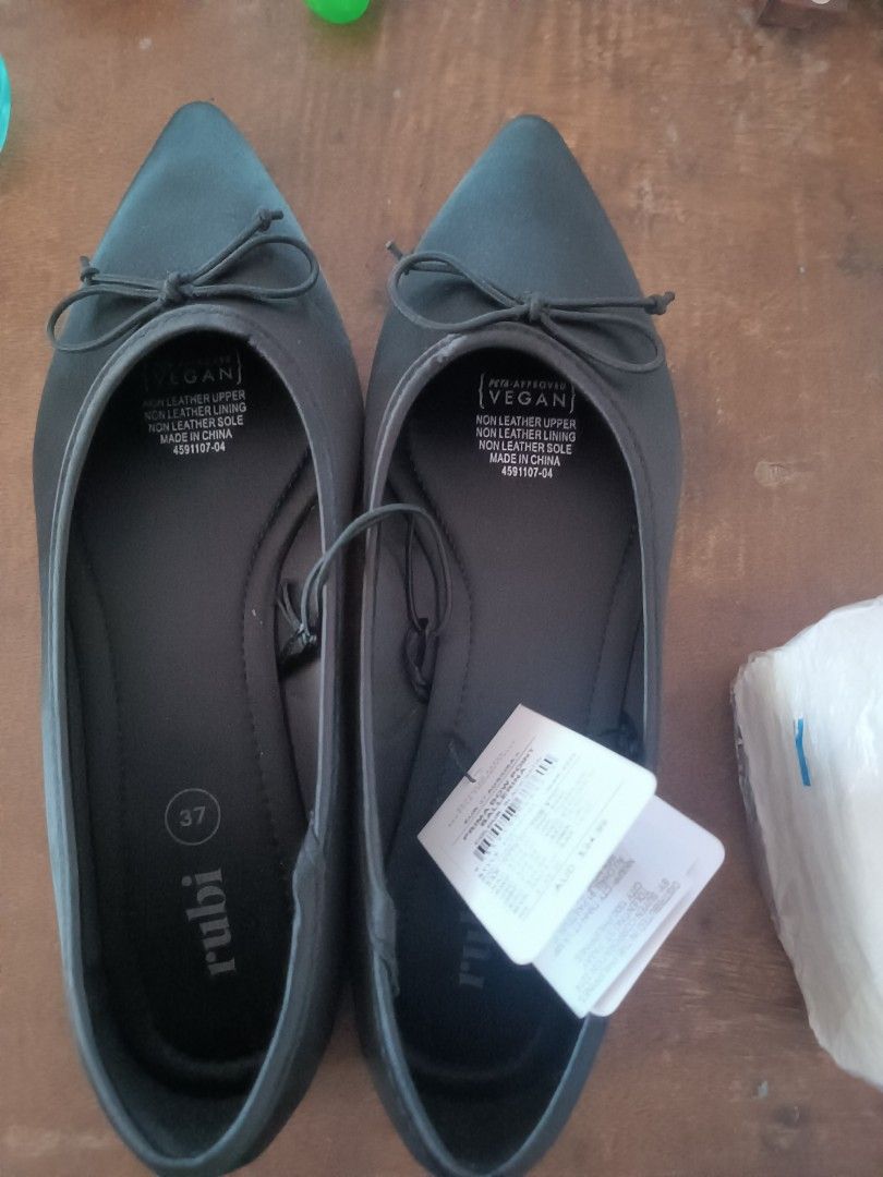 RUBI / COTTON ON Ballet Flats, Women's Fashion, Footwear, Flats ...