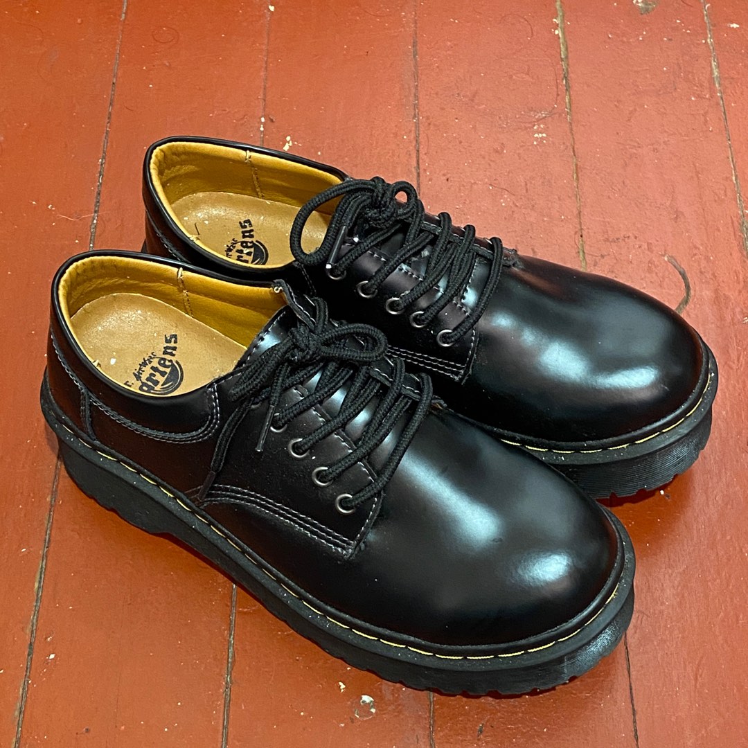 [RUSH] Doc Martens Air Ware for Sale, Men's Fashion, Footwear, Casual ...