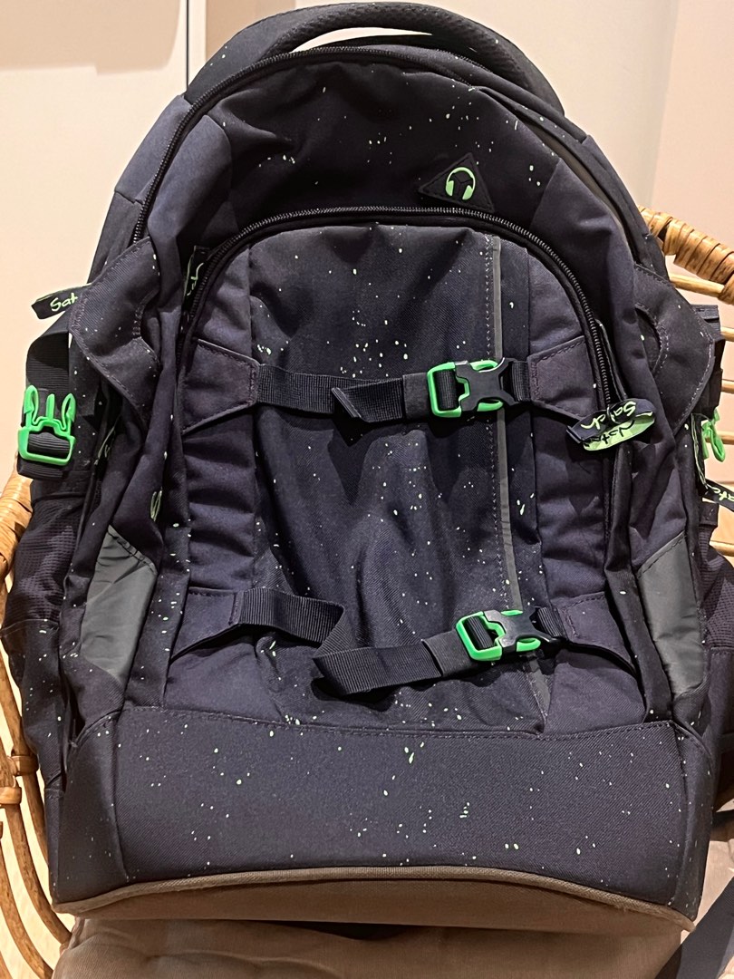 Satch Ergonomic school bag / backpack ( like new ), Babies & Kids ...