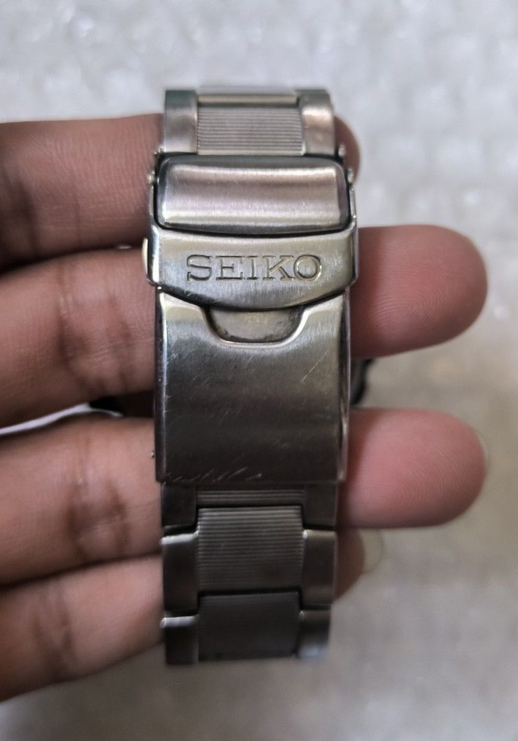 Seiko 5 Sports Map Meter, Men's Fashion, Watches & Accessories, Watches ...