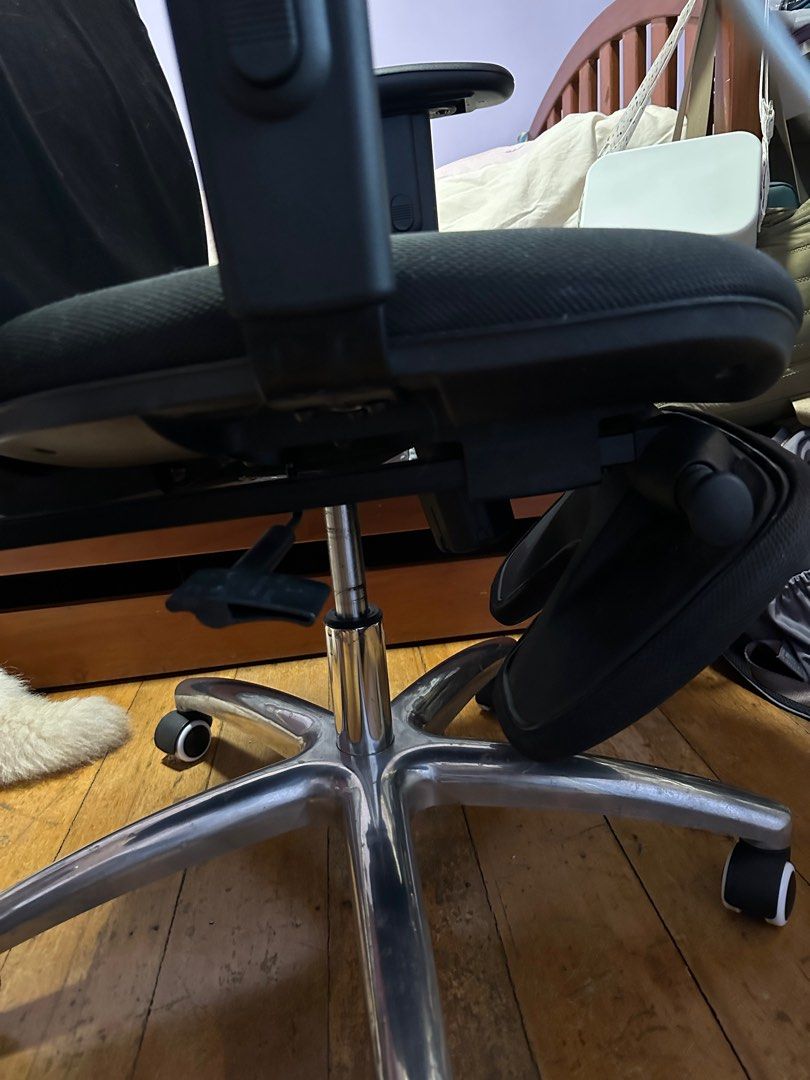 Sihoo M18 Ergonomic Chair with Footrest (comes with seat cover ...