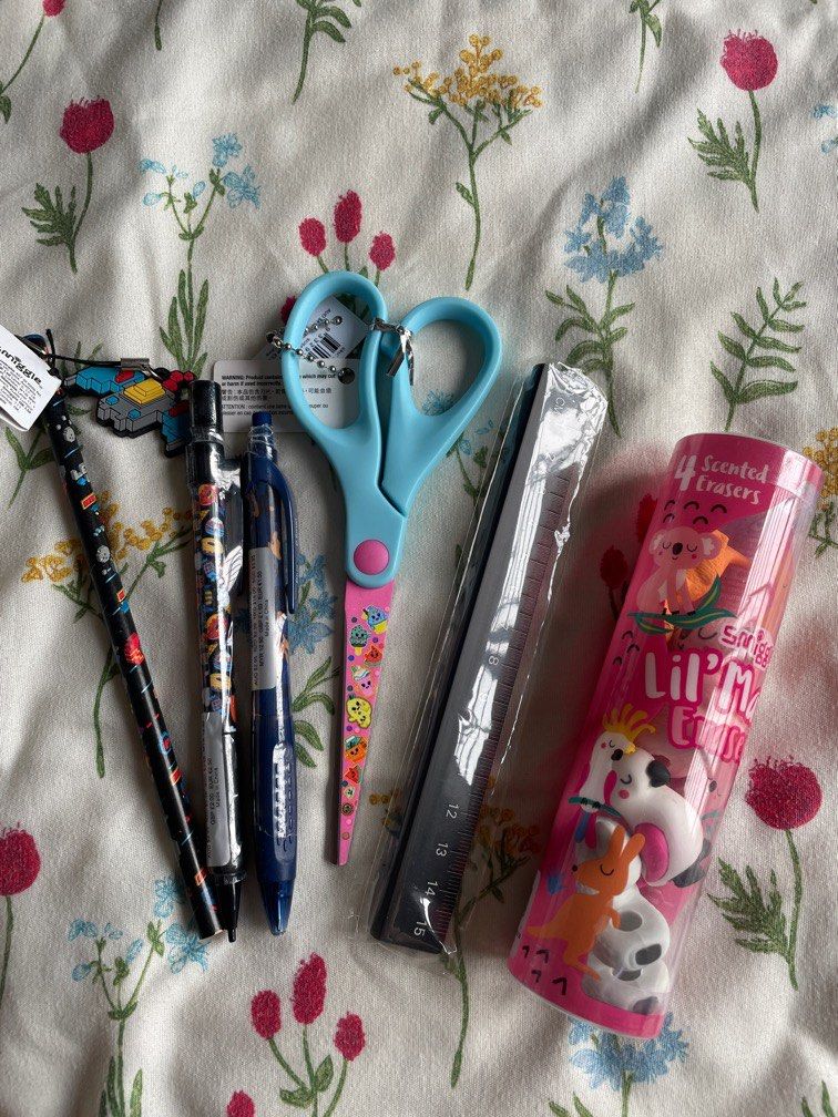 Smiggle stating set, Hobbies & Toys, Stationery & Craft, Stationery ...