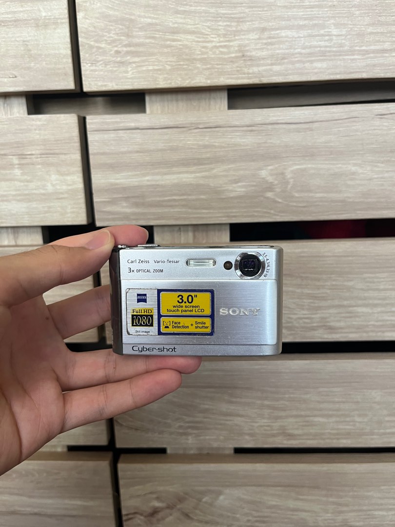 Sony Cybershot dsc-t70, Photography, Cameras on Carousell