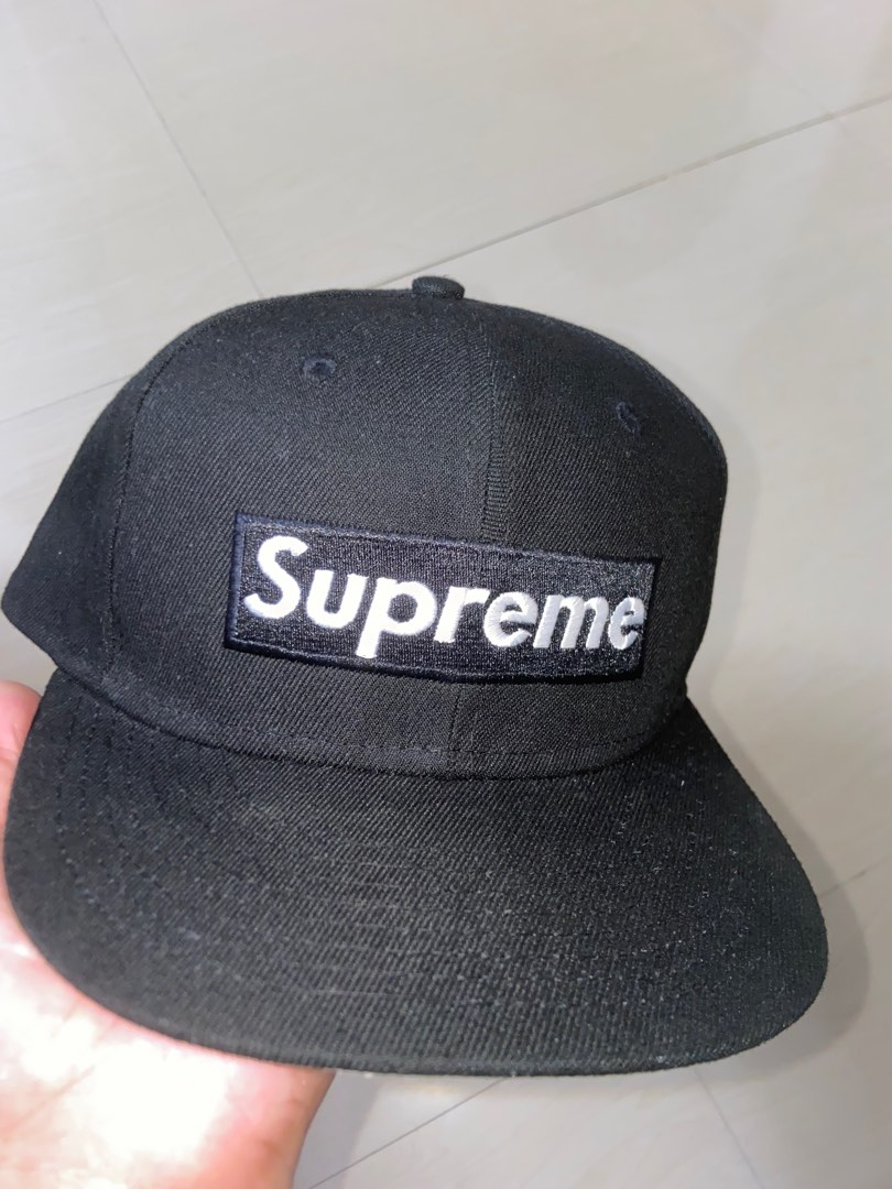 Supreme Fitted on Carousell