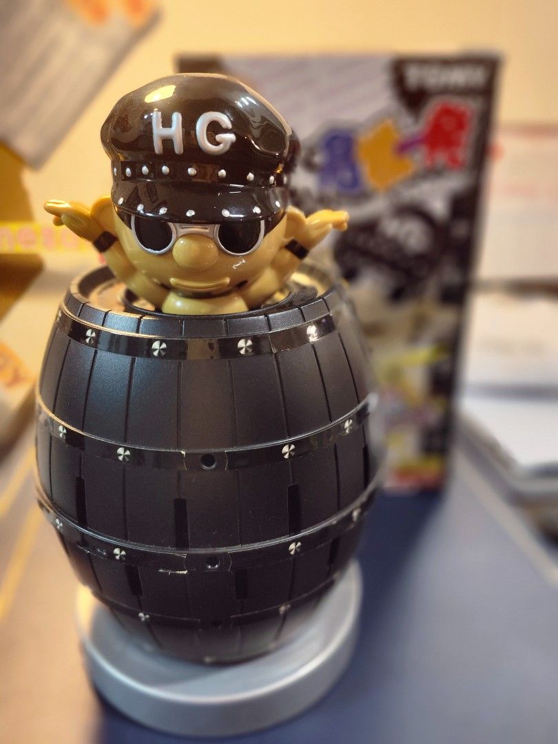 Takara TOMY Pop Up Pirate Game Razor Ramon HG Japan Version, Hobbies ...